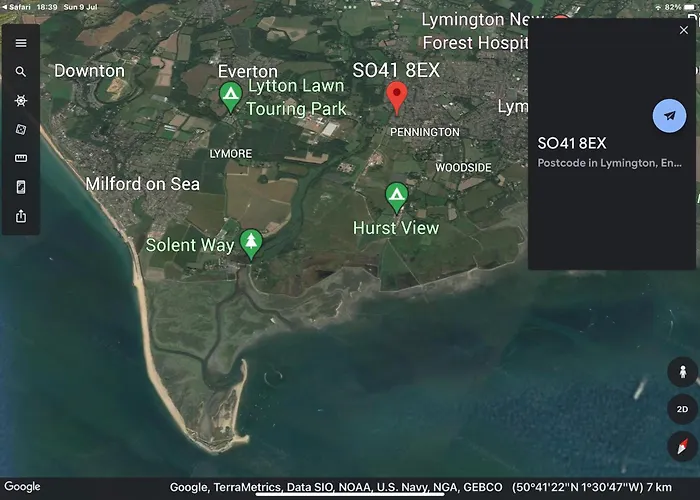 The Knightwood Oak: Luxury King Suite with Private Entrance in ...